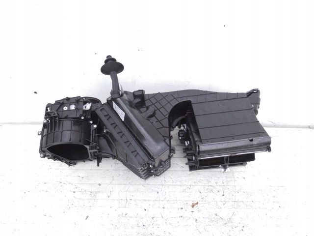 OBUDOWA NAGRZEWNICY VW TOUAREG 7P1820005Q - 7759397244 - oficjalne ...