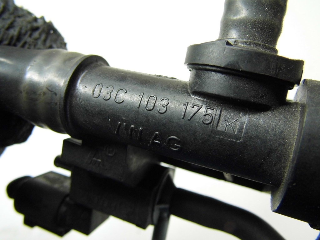 WĄŻ RURA ZAWÓR PRZEWÓD VW AUDI 1.4 TSI 03C103175K - 7404921997 ...