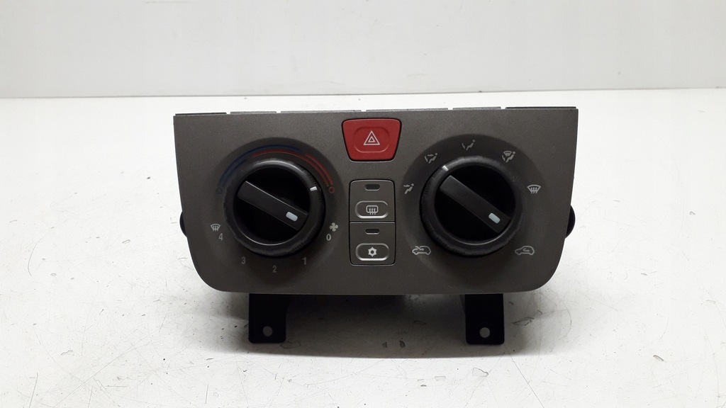 LANCIA MUSA 04-PANEL NAWIEWU KLIMATYZACJI - 13748890472 - oficjalne ...