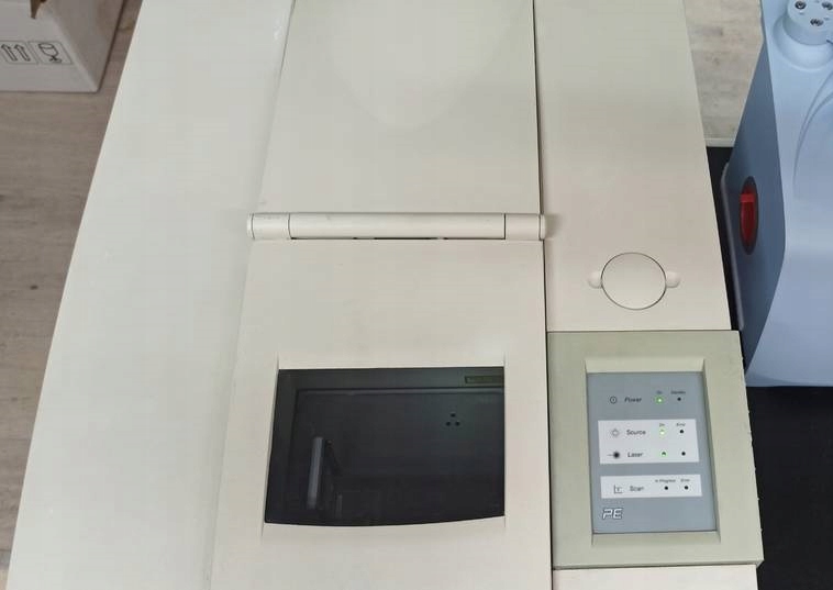 PerkinElmer Spectrum ONE FT-IR Spectrometer - 14293199693 - oficjalne ...