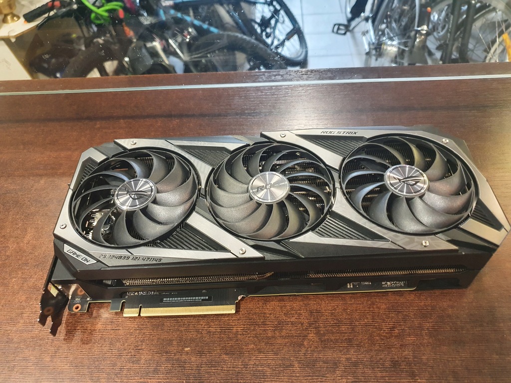 Купить Игровая видеокарта RTX3090 Asus ROG Strix 24 ГБ: отзывы, фото и ...