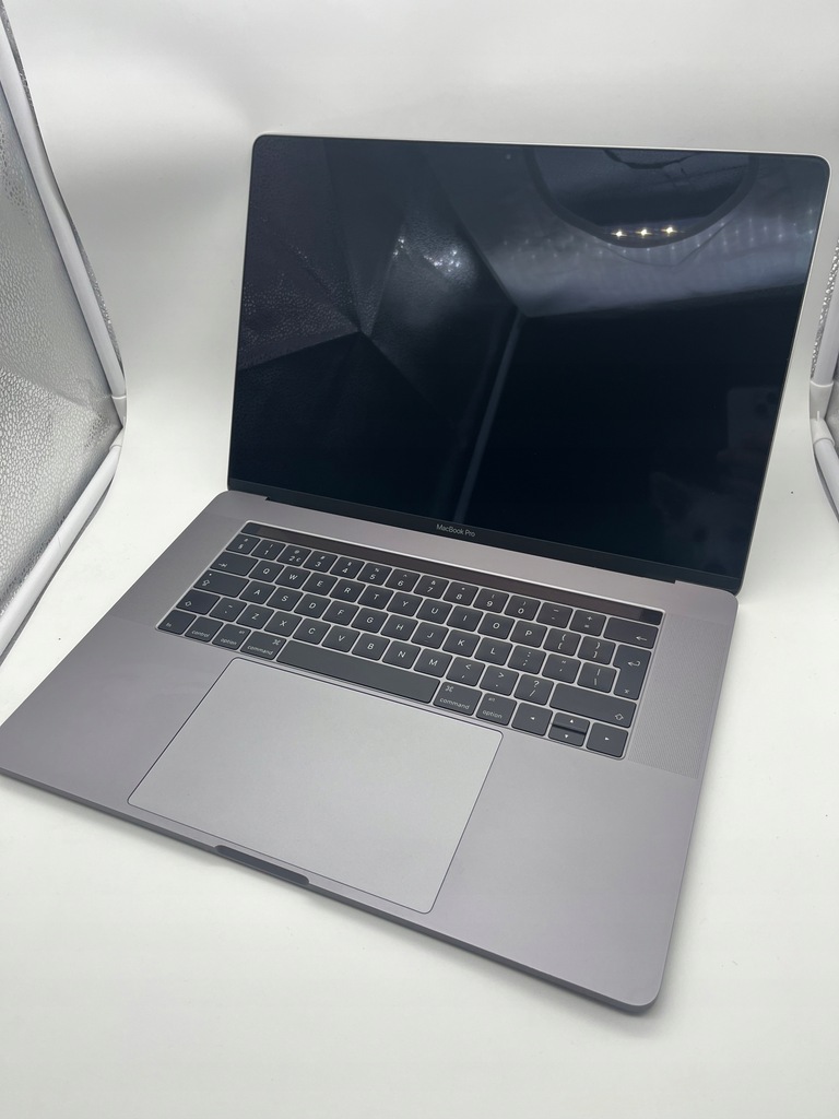 MacBook Pro 15'' Intel i7 / 16GB RAM / 500GB A1707 - 13198483635 ...