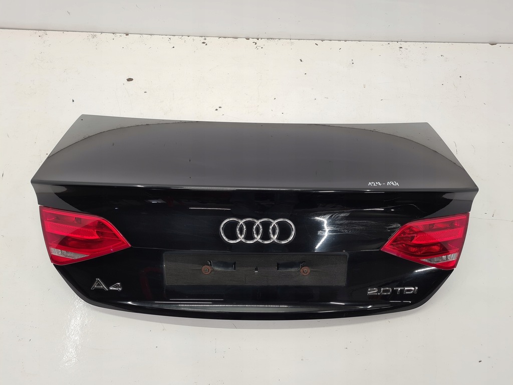 AUDI A4 B8 SEDAN 08R KLAPA BAGAŻNIKA LZ9Y - 11534751932 - oficjalne ...