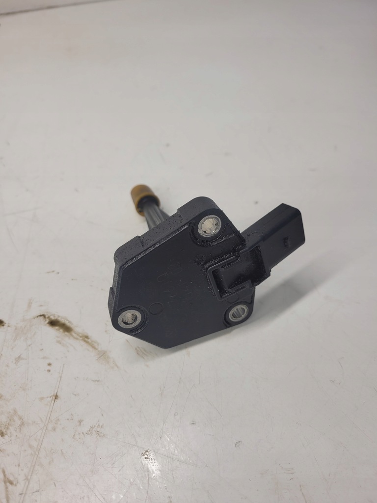 CZUJNIK POZIOMU OLEJU AUDI A6 A7 A4 A5 03C907660Q - 11090855258 ...