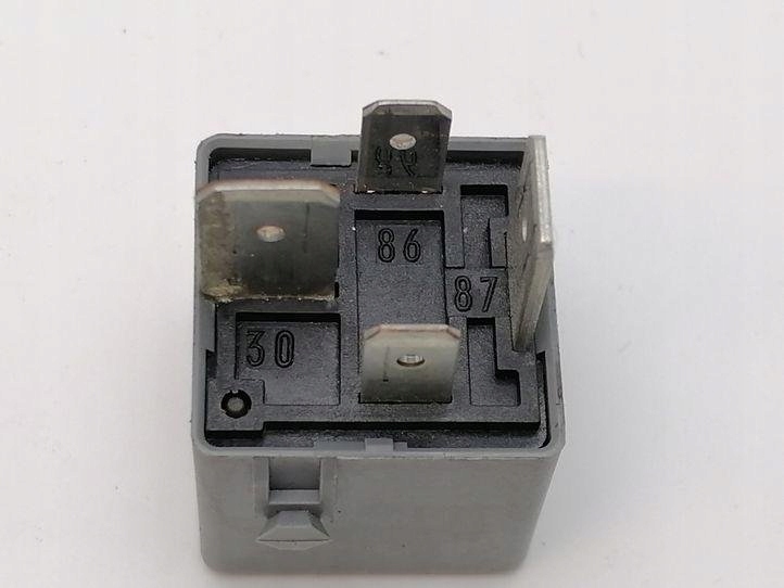 A0025422619 Przekaźnik ML 270 CDI 163.113 120 2001 MERCEDES-BENZ M ...