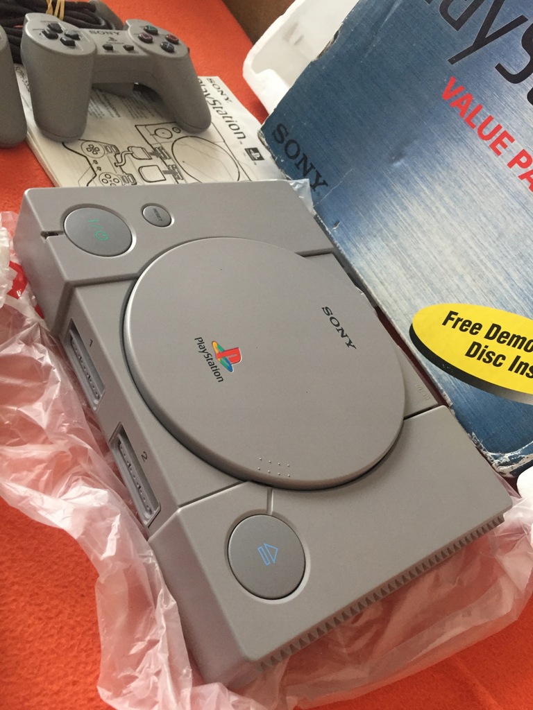 Konsola PlayStation 1 SCPH-5552*** - 7684453256 - oficjalne archiwum ...