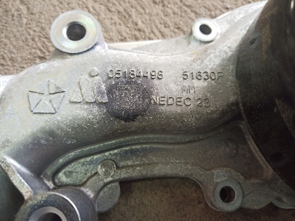 Pompa wody Dodge Durango 3.6 V6 - 12297132414 - oficjalne archiwum Allegro