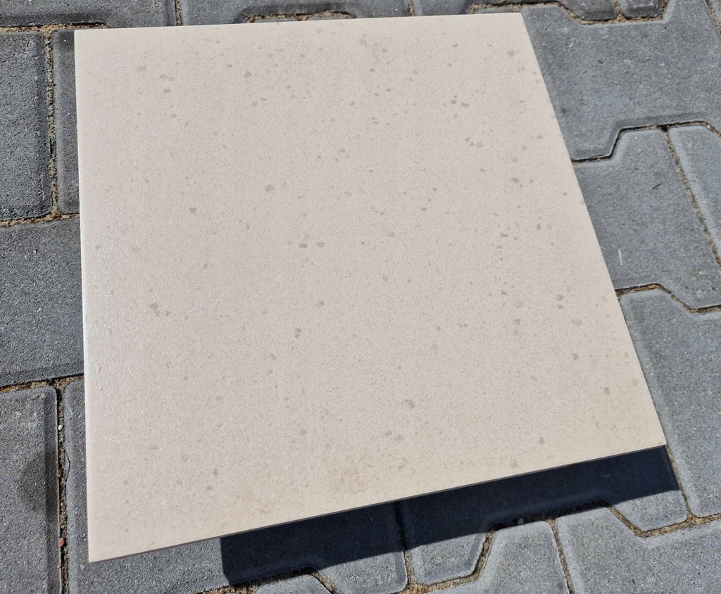 Gres Techniczny kolor beżowy gruby nowa gala Qz01 30x30 12mm GAT I - 16010470210 - oficjalne ...