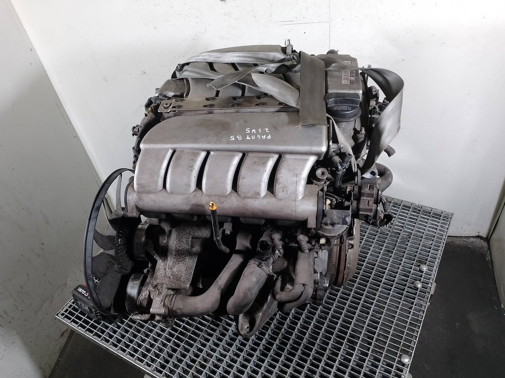 SILNIK VW PASSAT B5 AZX 2.3 V5 - 13245863002 - oficjalne archiwum Allegro