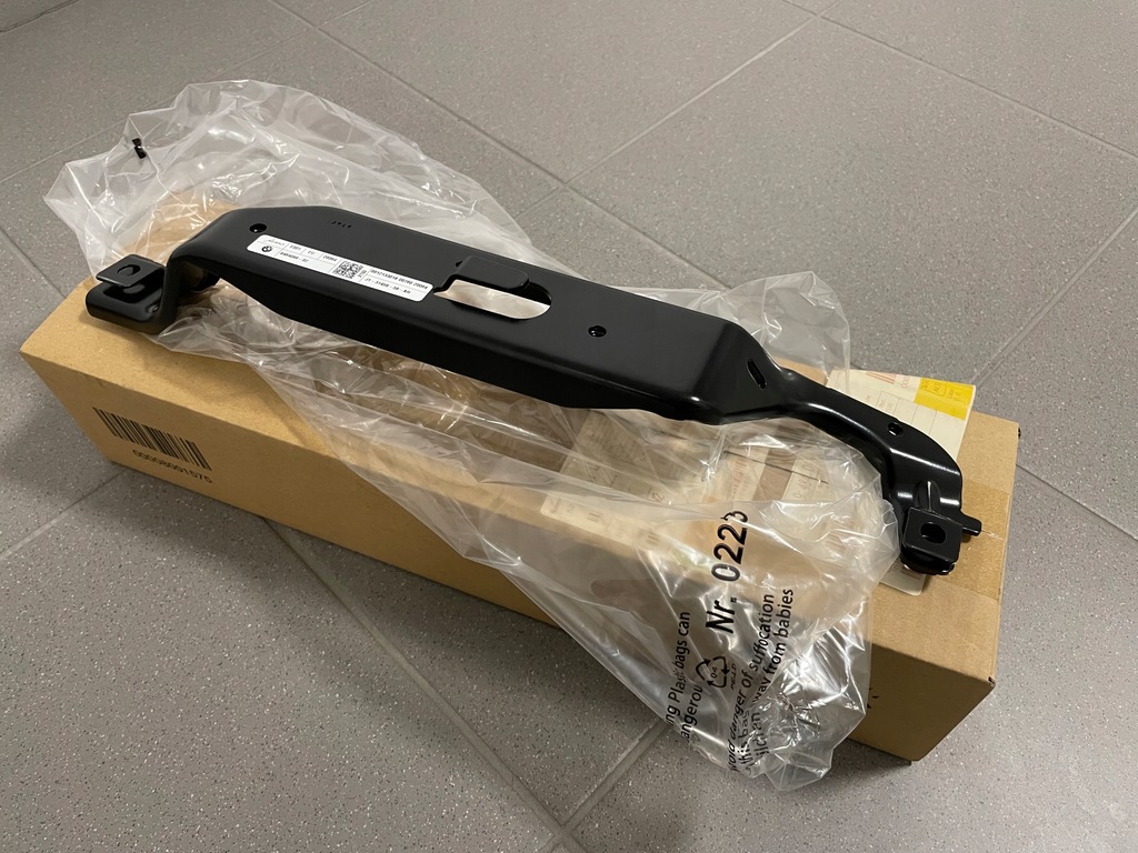 OE BMW mocowanie gaśnicy do prawego fotela 9484098 - 11999672665 ...