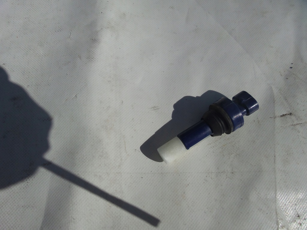 CZUJNIK POZIOMU PŁYNU SPRYSKIWACZY DAF XF 106 - 12008407216 - oficjalne ...