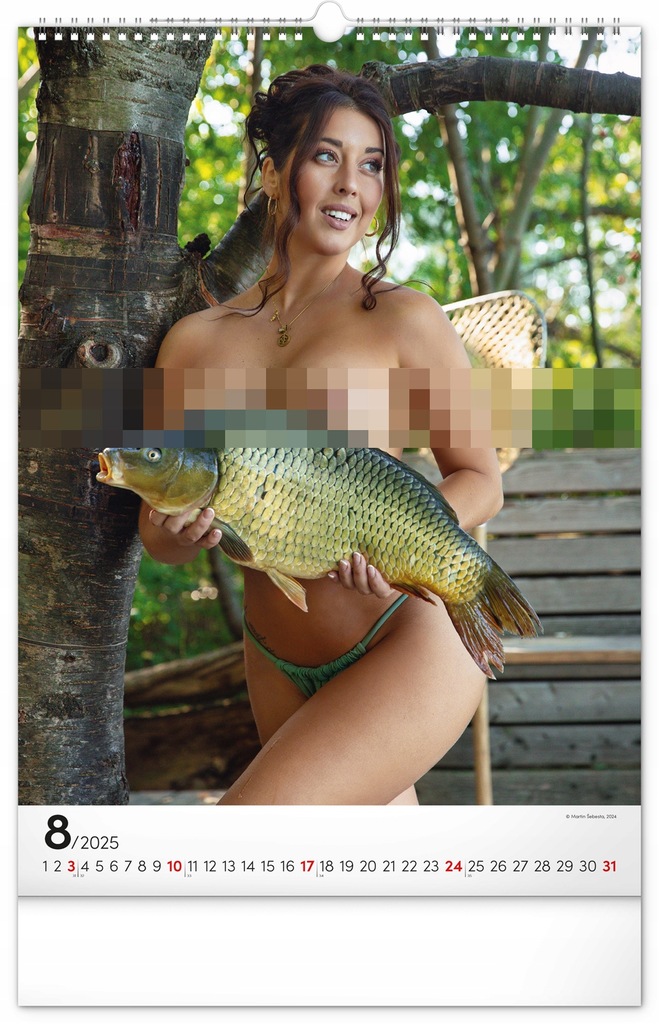 Kalendarz Ścienny Dziewczyny Kobiety z Karpiami Rybami 2025 12 kart - 16102153071 - oficjalne ...