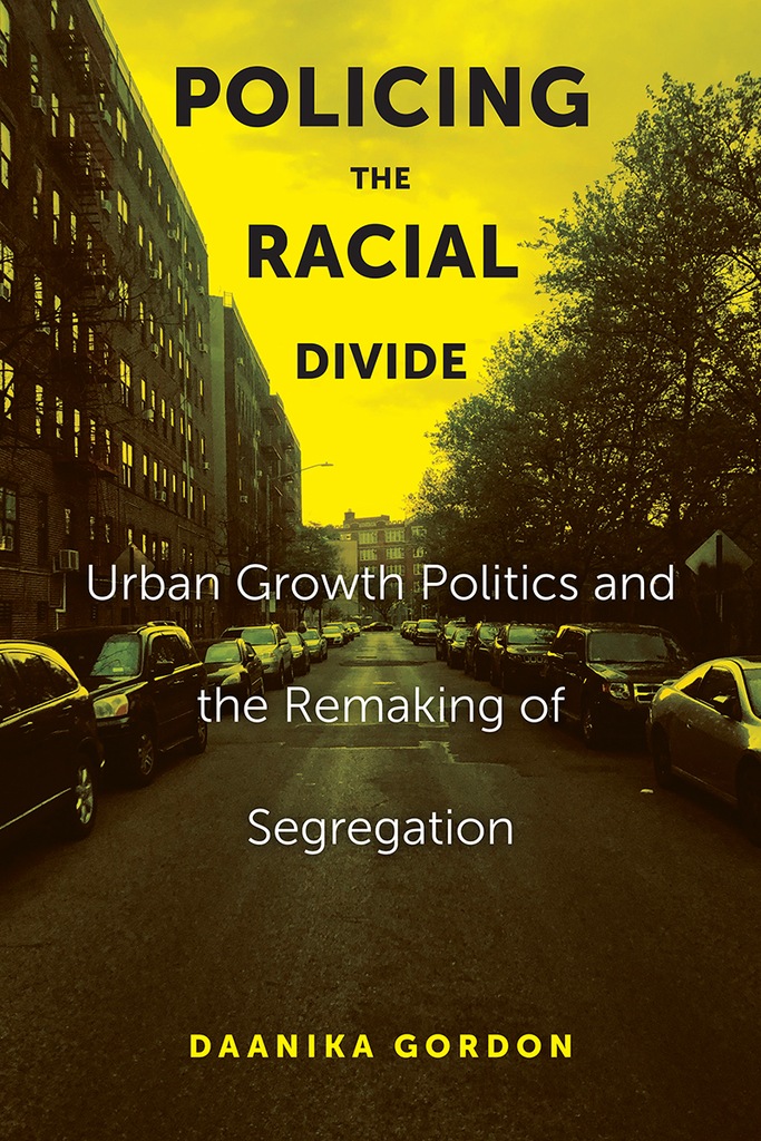 Policing the Racial Divide - Daanika Gordon - 12603972702 - oficjalne archiwum Allegro