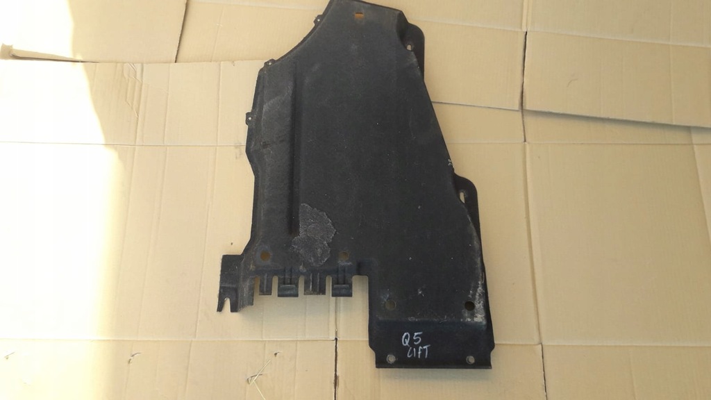 Wykładzina osłona podłogi lewy środek Audi Q5 - 13894722665 - oficjalne ...