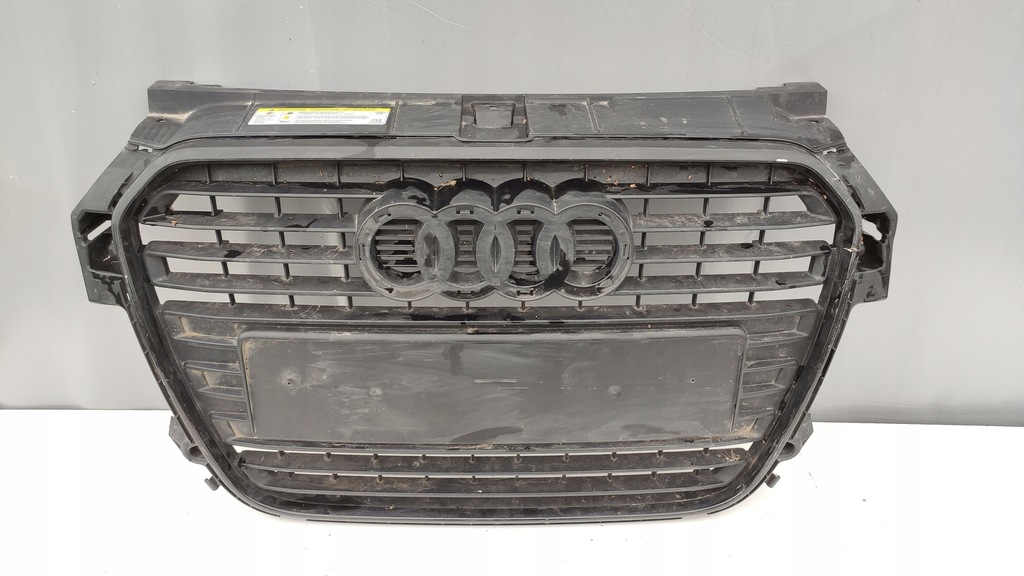 AUDI A1 8X GRILL ATRAPA PRZÓD 8X0853651 - 8684141391 - oficjalne ...