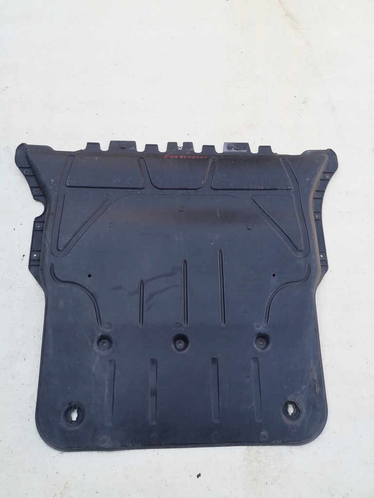 PŁYTA OSŁONA PODŁOGA POD SILNIK SKODA SEAT AUDI VW GOLF VIII 5WA825236C ...