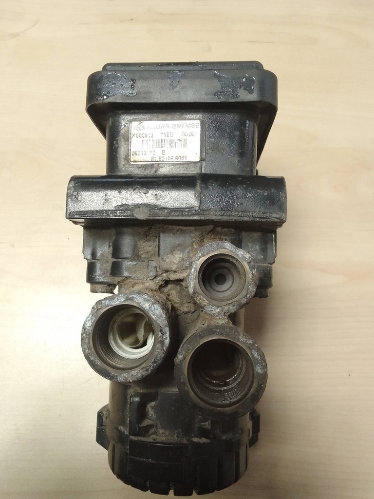 Man Tga TGX Zawór hamulcowy EBS Knorr K000913 - 13204646172 - oficjalne ...