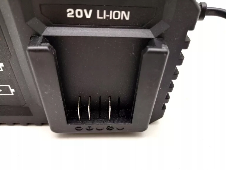 ŁADOWARKA DO AKUMULATORÓW AX POWER 20V CDA1157 - 12693729837 ...