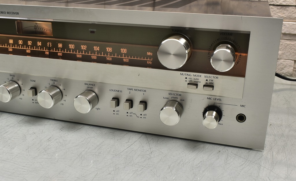 MITSUBISHI DA-R210 AMPLITUNER STEREO VINTAGE - 12789789878 - oficjalne ...