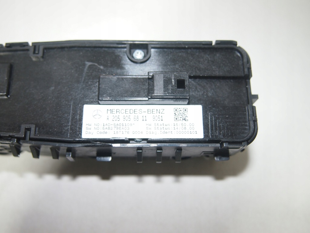 MERCEDES W205 PANEL PRZEŁĄCZNIK SZYB ORIGINAL - 13079076748 - oficjalne ...