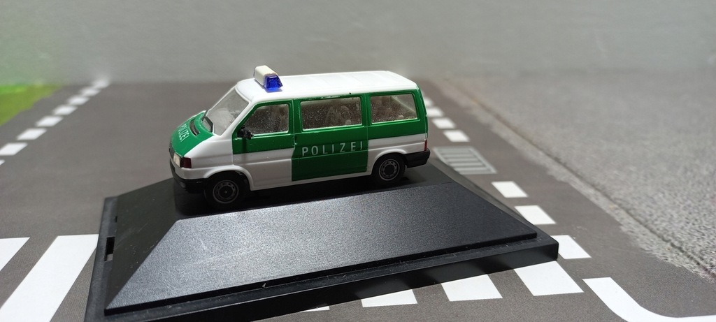 1;87 HERPA VW T4 CARAVELLE POLIZEI - 13122356433 - oficjalne archiwum Allegro