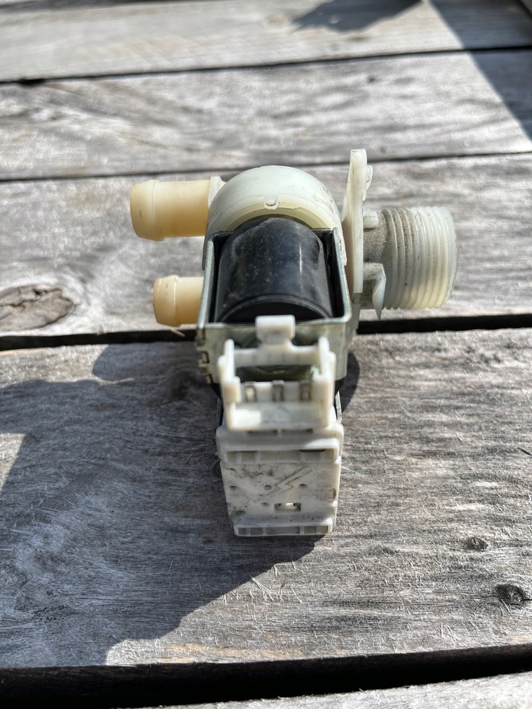 Elektrozawór pralki Whirpool AWSP 61012P - 13676387219 - oficjalne ...