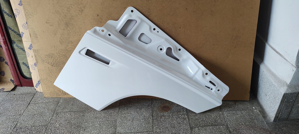 VOLVO FH5 PRZEDŁUŻENIE DRZWI LEWE 84484358 - 13698600214 - oficjalne ...