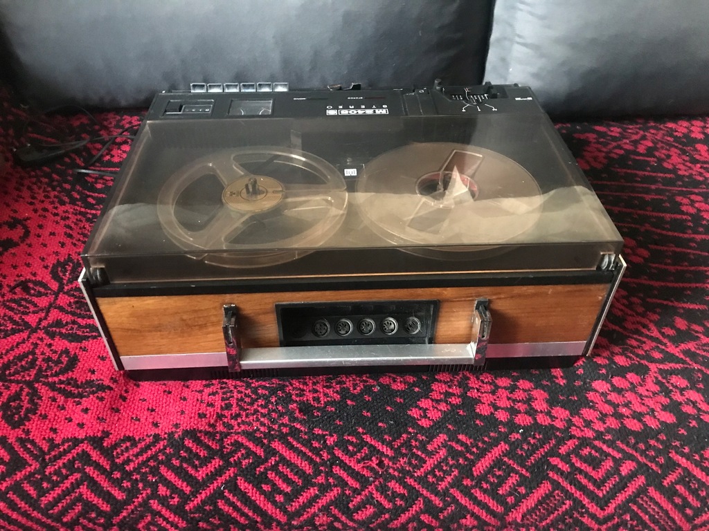 Magnetofon szpulowy PRL Unitra M2405S, nowe paski - 12810447240 - oficjalne archiwum Allegro