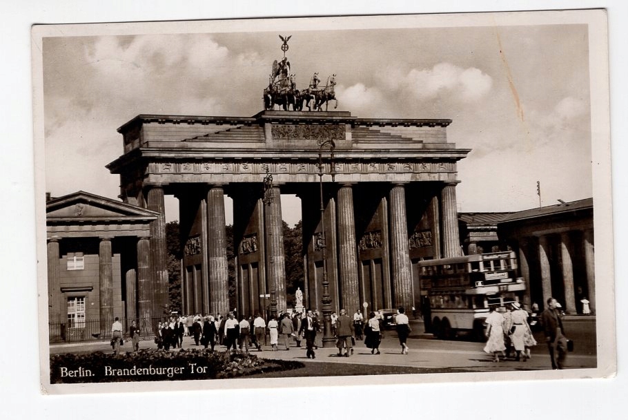 Berlin Brama Brandenburska pocztówka 1939 - 13388752119 - oficjalne ...