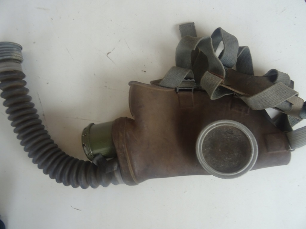 WOJSKOWA MASKA PRZECIWGAZOWA STARY ORYGINAŁ - 13474180204 - oficjalne archiwum Allegro