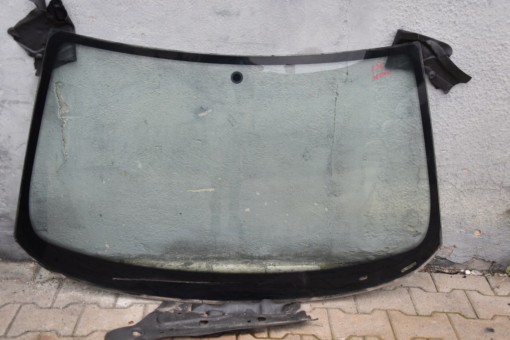 BMW E36 SEDAN compact SZYBA CZOŁOWA ORYGINAŁ - 14138334272 - oficjalne archiwum Allegro