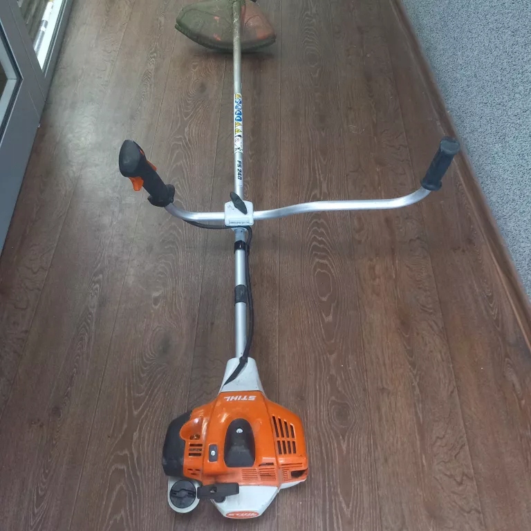 KOSA SPALINOWA STIHL FS 240/C 04.2022R - 13493084594 - oficjalne ...