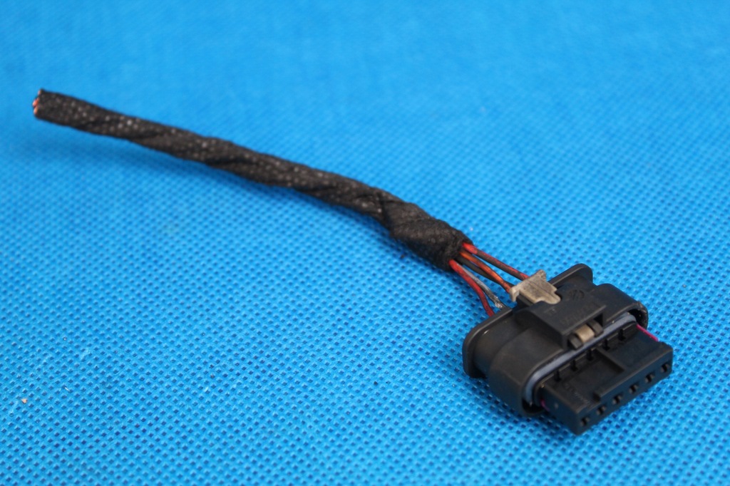 AUDI A4 B9 8W LIFT KOSTKA 5 PIN 4F0973706 20R - 10201645349 - oficjalne ...