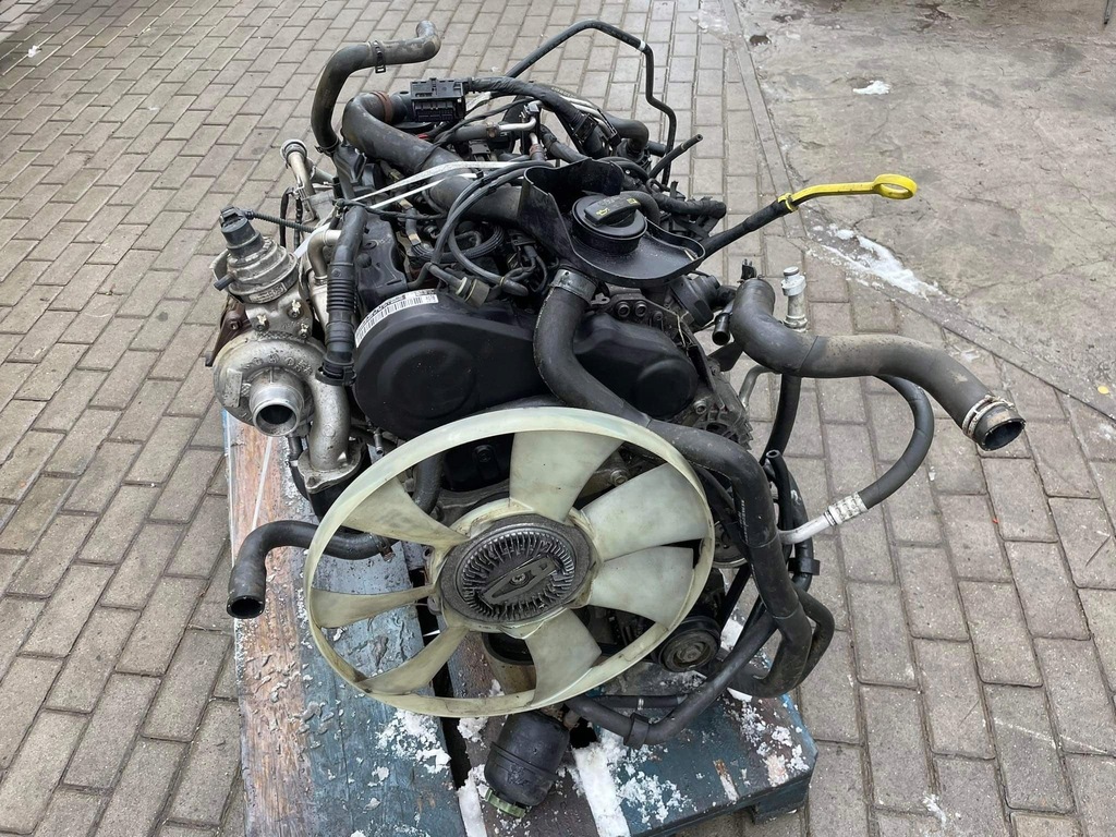 CRAFTER SPRINTER SILNIK KOMPLETNY CKT 2.0 TDI - 13167004326 - oficjalne ...