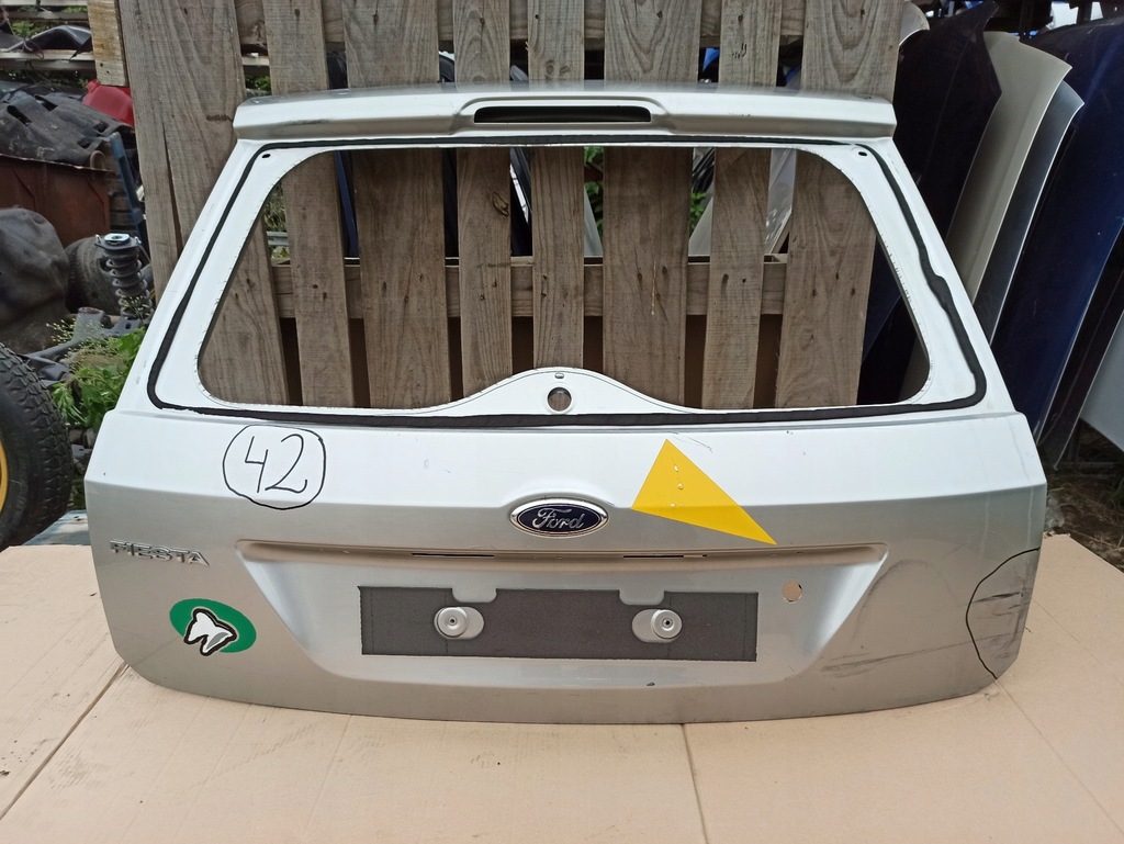 Ford Fiesta V (MK6) 02-08 TYLNA KLAPA BAGAŻNIKA - 9510986491 - oficjalne archiwum Allegro