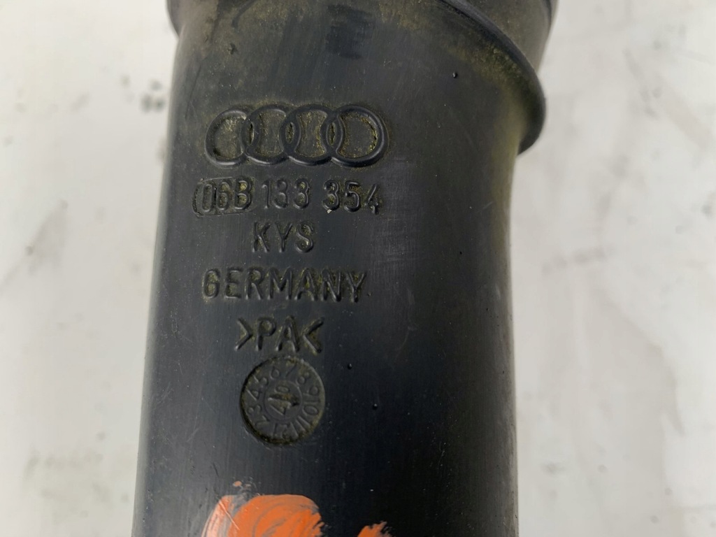RURA PRZEWÓD DOLOT POWIETRZA AUDI A4 B5 06B133354 - 12480587331 ...