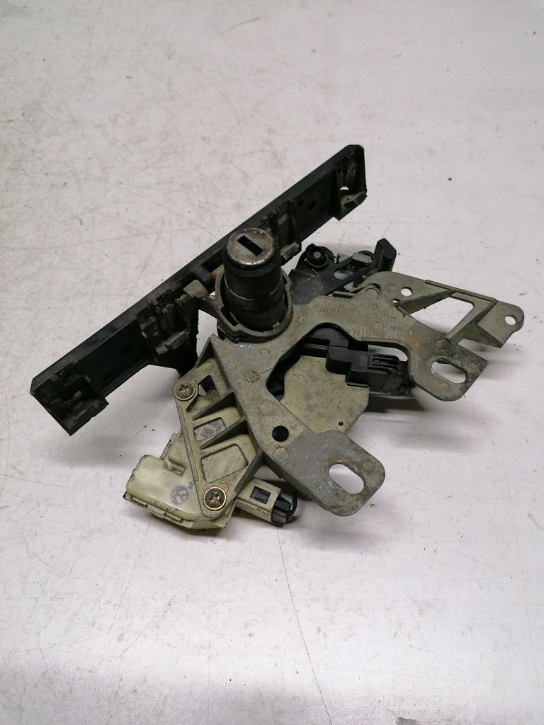 ZAMEK KLAPY TYŁ BAGAŻNIKA VW PASSAT B5 - 15318268389 - oficjalne archiwum Allegro