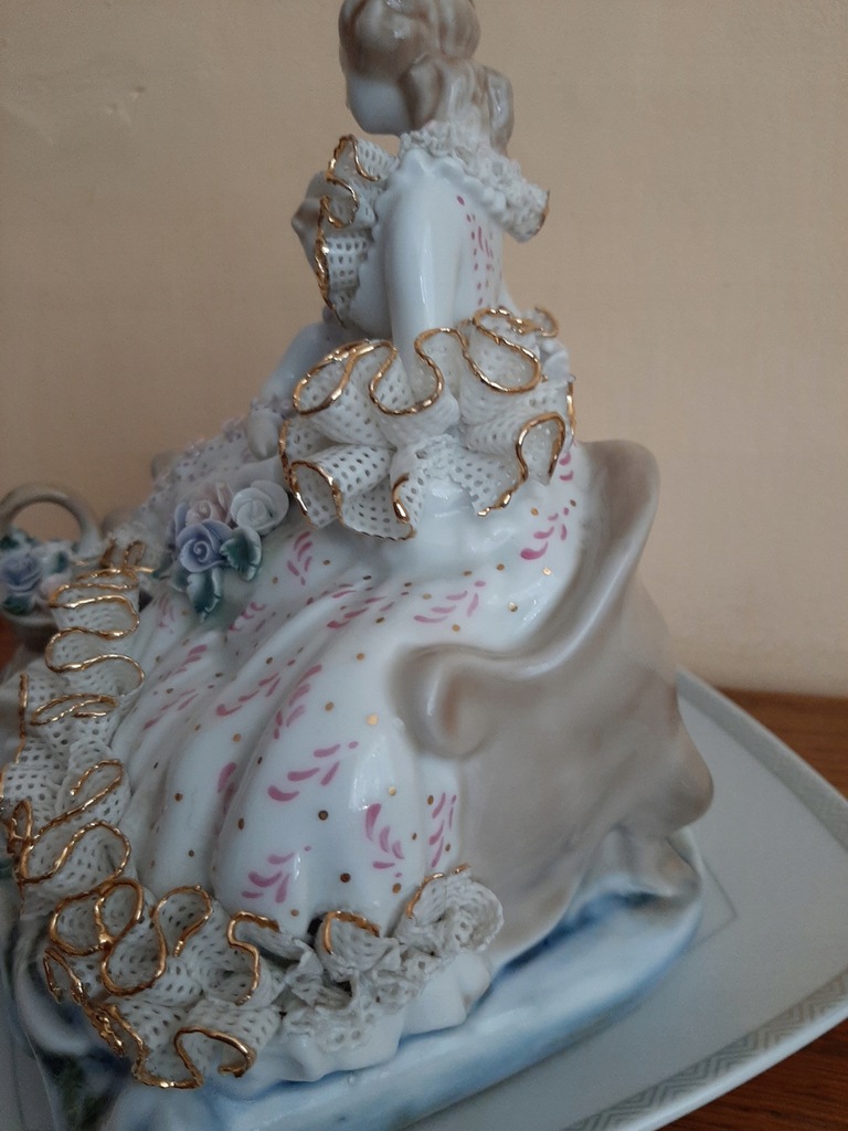 Купить Apulum Lucru Ручная статуэтка из румынского фарфора: отзывы ...