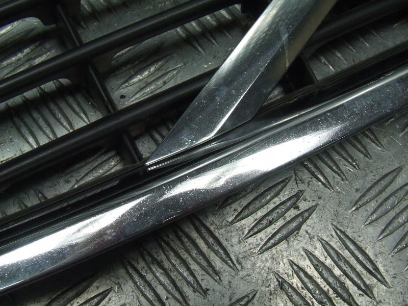 VOLVO S40 II V50 ATRAPA GRIL GRILL LIFT 30744914 - 8333493879 ...