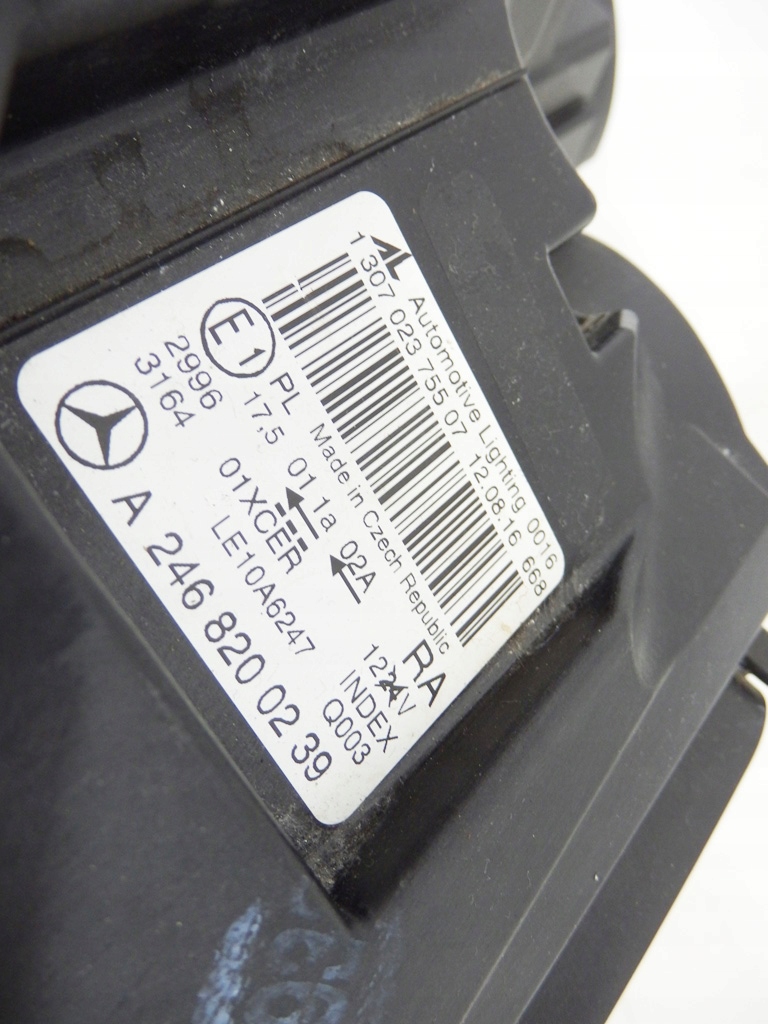 LAMPA PRAWY PRZÓD MERCEDES W246 A2468200239 EU - 8353737419 - oficjalne ...