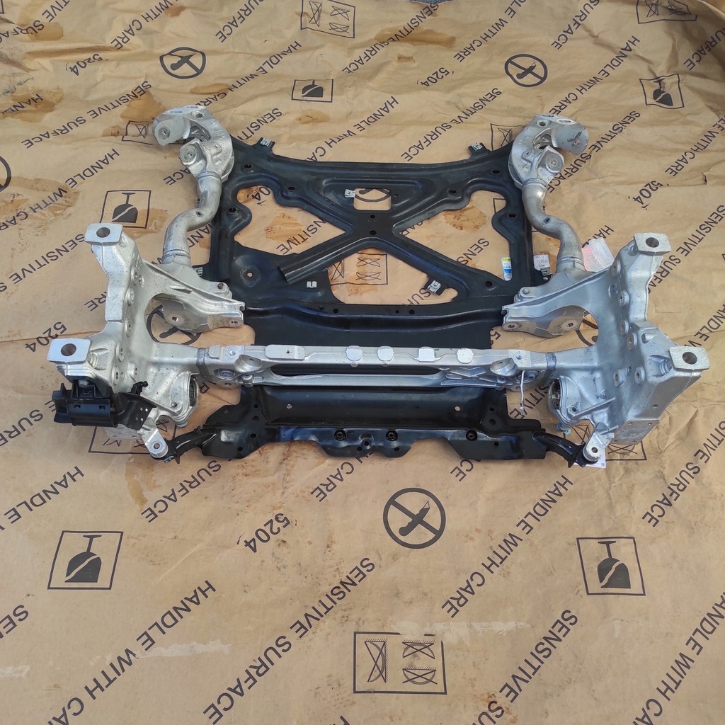 LAMBORGHINI URUS MOCOWANIE SILNIKA 4M0399315 - 13093730811 - oficjalne ...