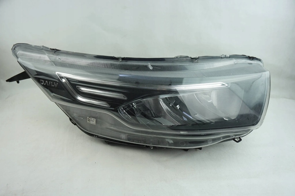 LAMPA PRAWA PRZÓD FULL LED IVECO DAILY 05802711799 - 14250336218 ...