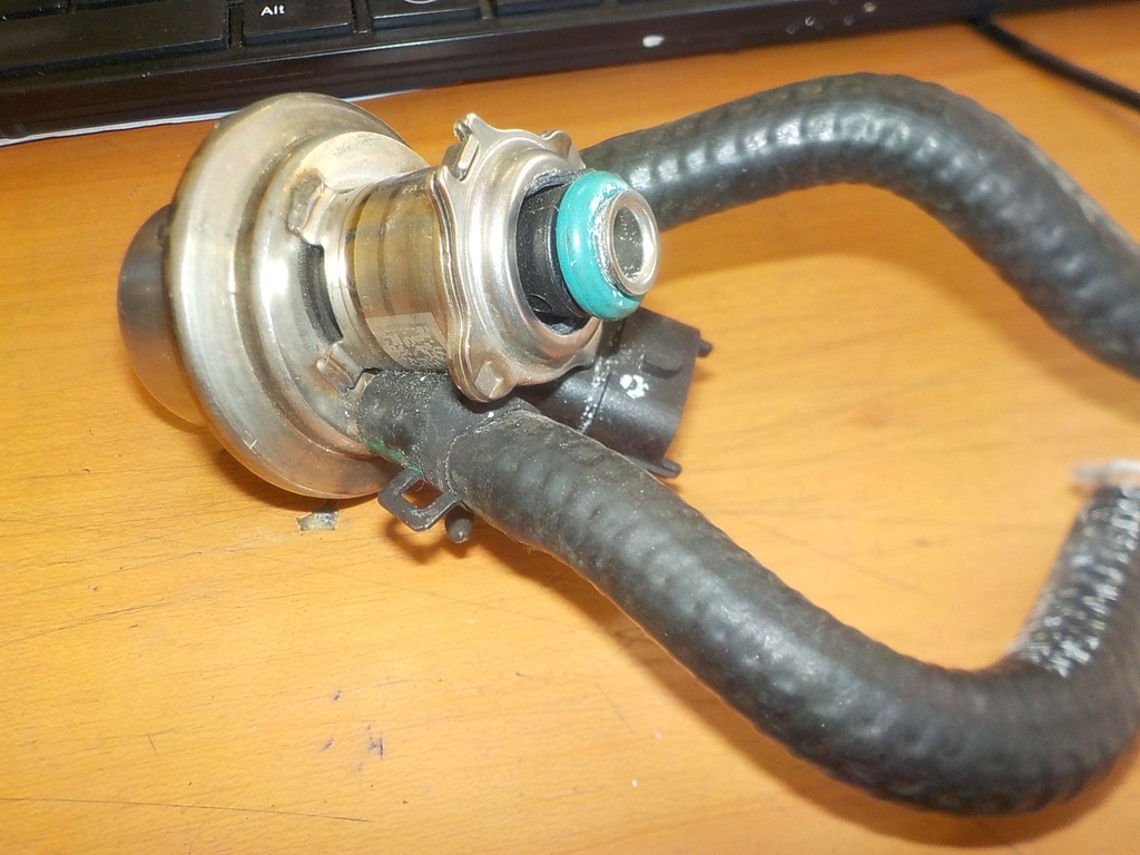 WTRYSKIWACZ ADBLUE GLE W166 A0004901313 0444025005 - 7387953388 ...