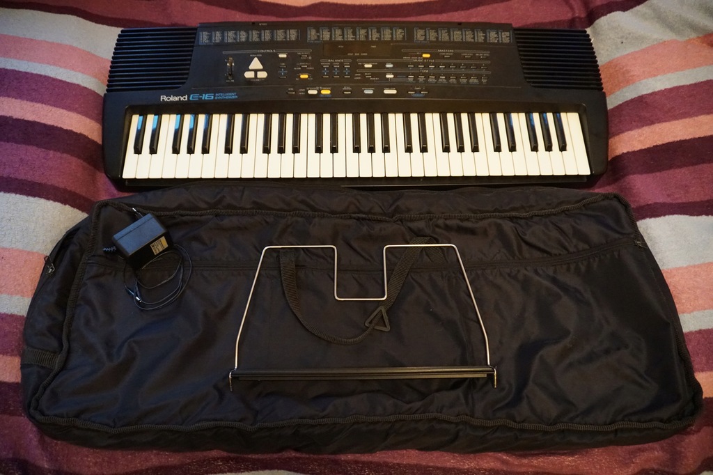 KEYBOARD ROLAND E16 FUTERAŁ PODSTAWKA NA NUTY BCM! - 8606112338 ...