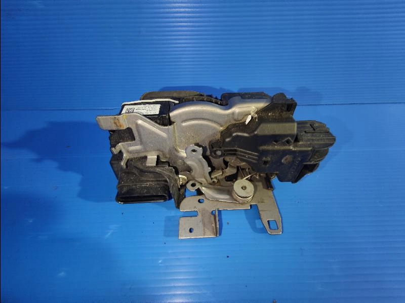 VOLVO XC90 II XC60 31349898 ZAMEK DRZWI LEWY TYŁ 8 PINÓW - 15058740524 ...