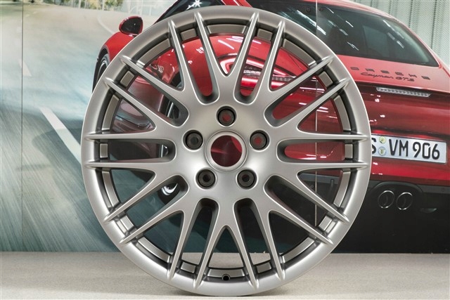 ORYG. Porsche Cayenne E2/958 Felga RS Spyder 9J 20 - 12398318485 ...