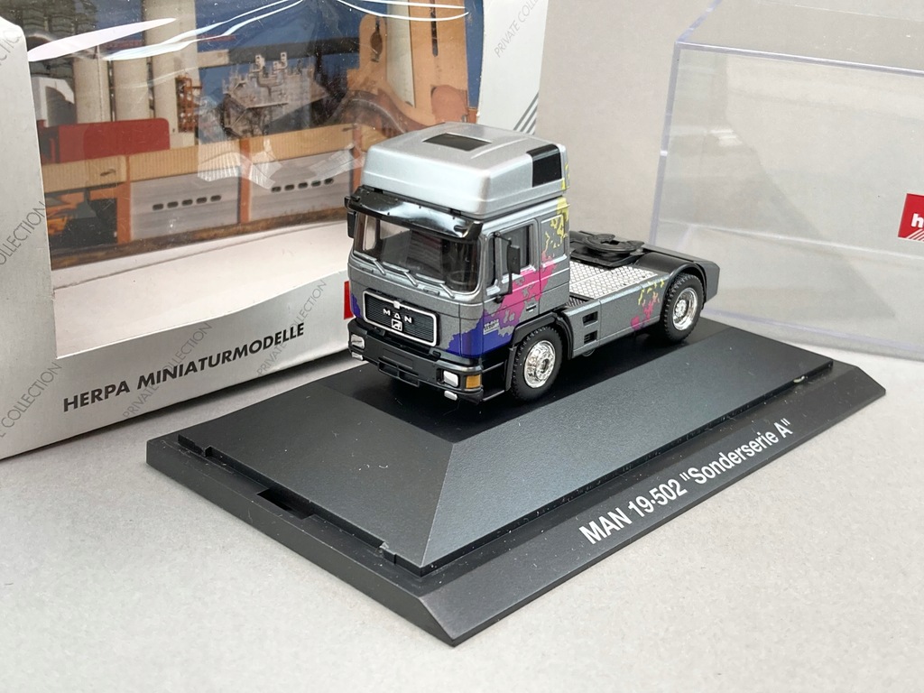 MAN F90 19.502 - ciągnik, gablotka - Herpa 1:87 - 12759977051 ...