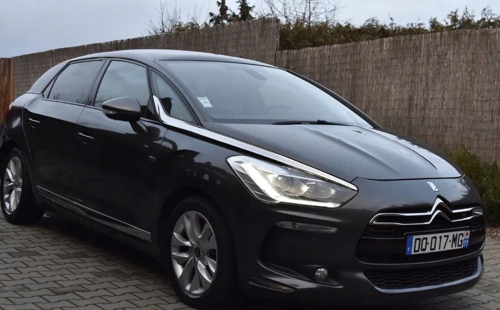 Citroen DS5 Citroen DS5 2.0 Hybrid4 SportChic - 13313095023 - oficjalne archiwum Allegro