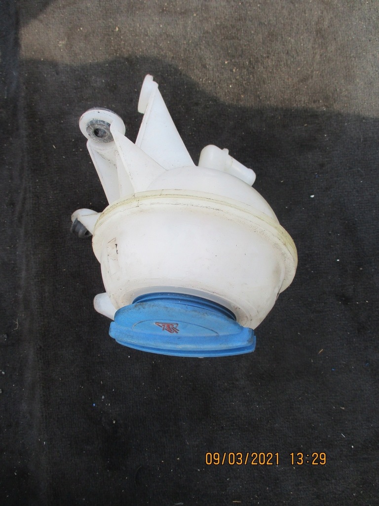 ZBIORNICZEK WYRÓWNAWCZY AUDI 8Z0121407A - 12245197309 - oficjalne ...