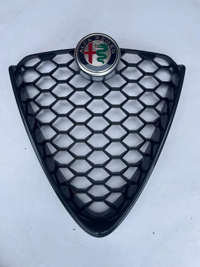 ALFA ROMEO GIULIA GRILL ATRAPA ZDERZAKA 2018- - 13582822006 - oficjalne ...